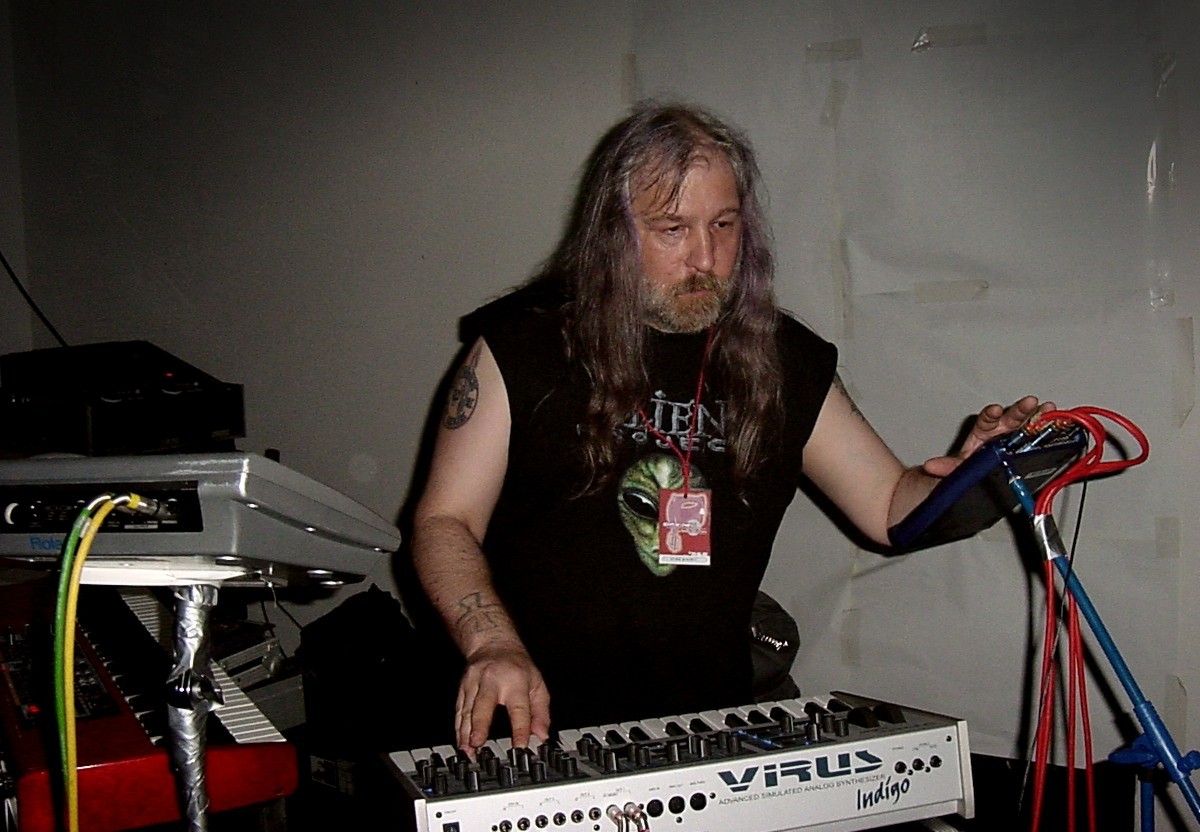 Aliens-Project » Backflash! 22. Juni 2002 -Ende-Neu – Psychedelic ...
